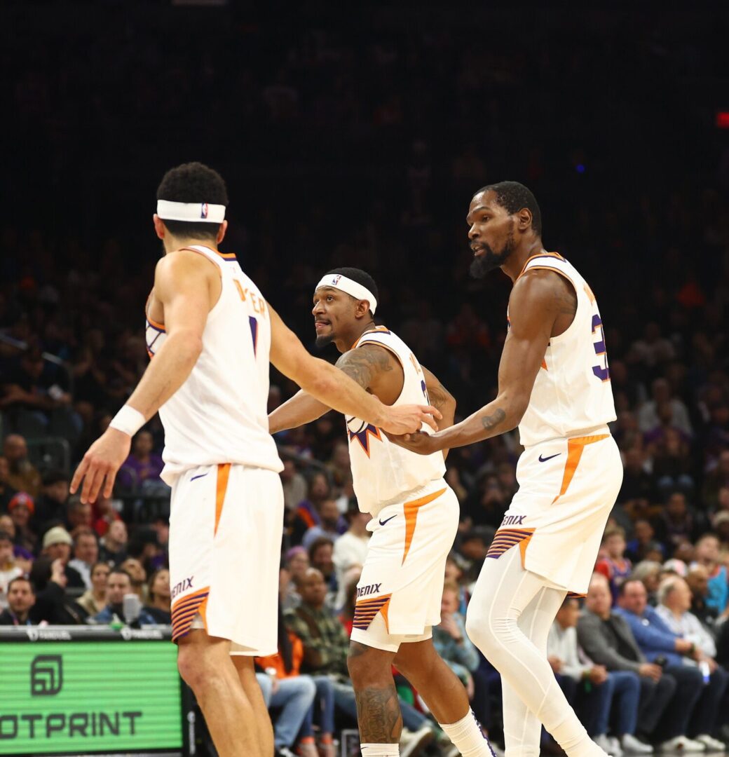 The Suns' Big 3 Play Call of Duty Together for How Long? - Burn City Sports